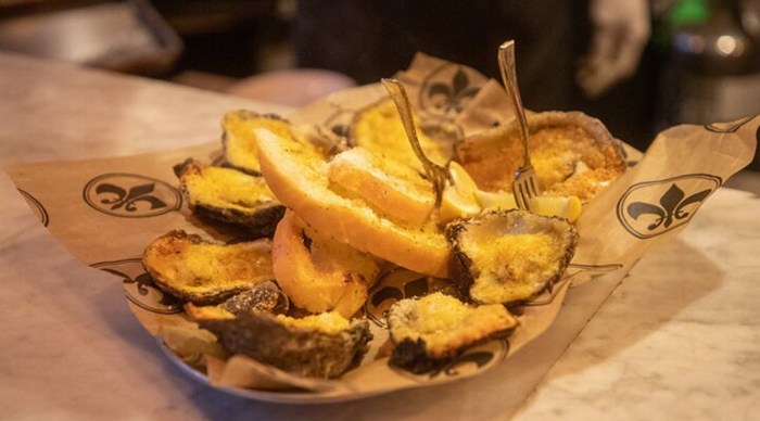 Discover NOLA’s traditional dishes with French Quarter Food Tour